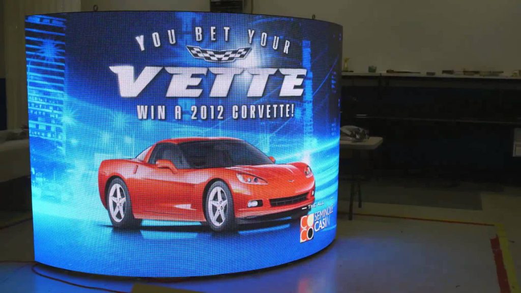 LED Window Scrolling Signs – LEDLE Media