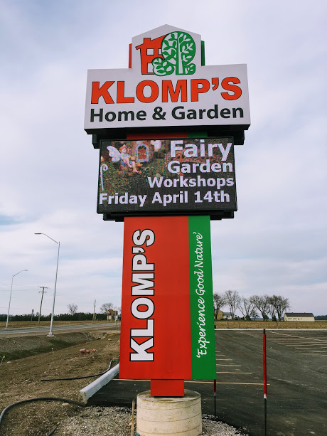 LED Pylon / Post Signs – LEDLE Media